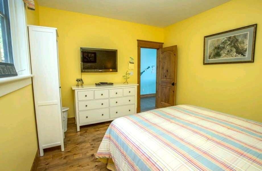 McCarrel Lake Cottage For Sale-Echo Bay, ON | Dean Gibbons